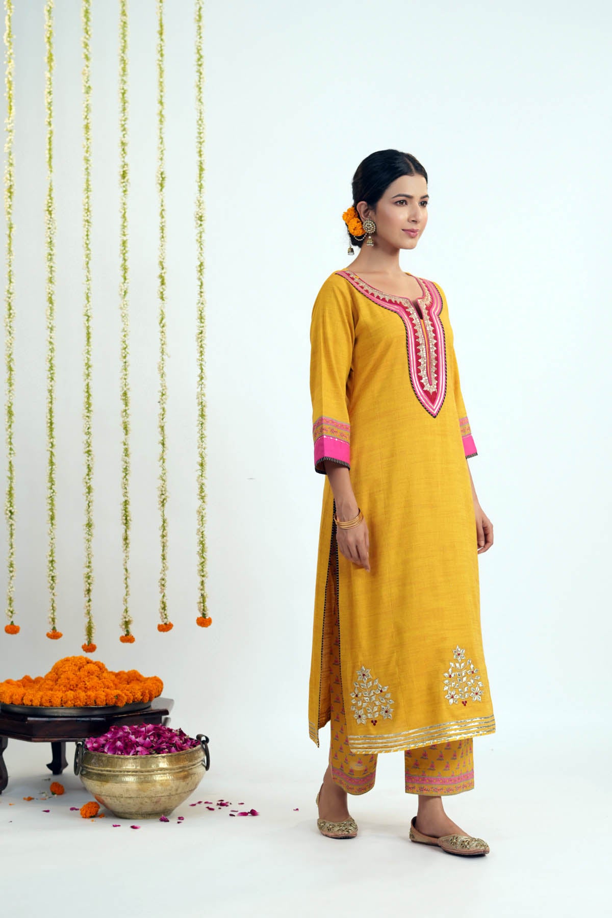 Kurta/Pant Set In Yellow Handloom Cotton | Cotras